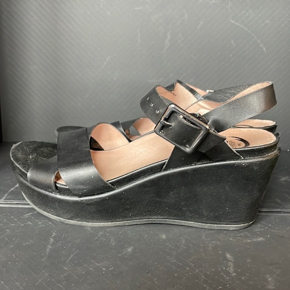 Abeo | Shoes | Abeo Hana Wedges Size 8n | Poshmark